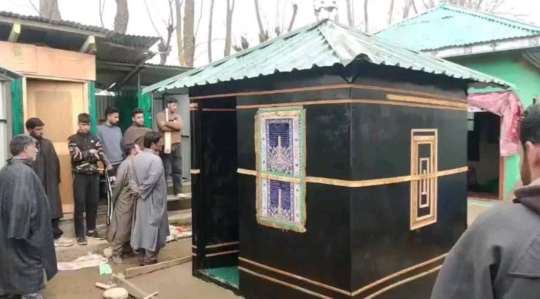 Man builds Kaaba replica in Baramulla; structure razed after public ...