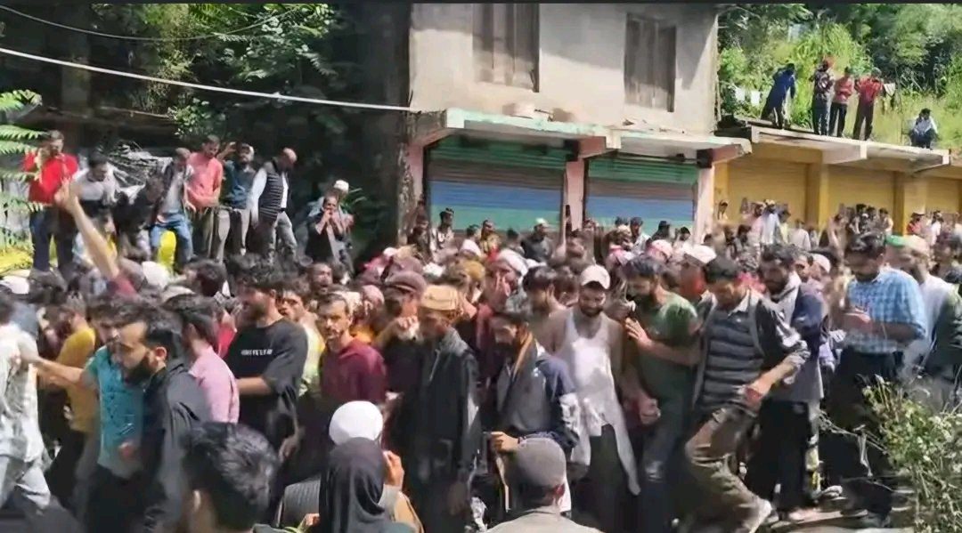 Hundreds hit streets in Doda demanding release of MLA Mehraj Malik ...