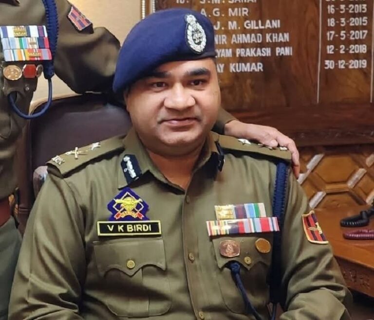 Kashmir IGP VK Birdi appointed CRPF Inspector General on central ...